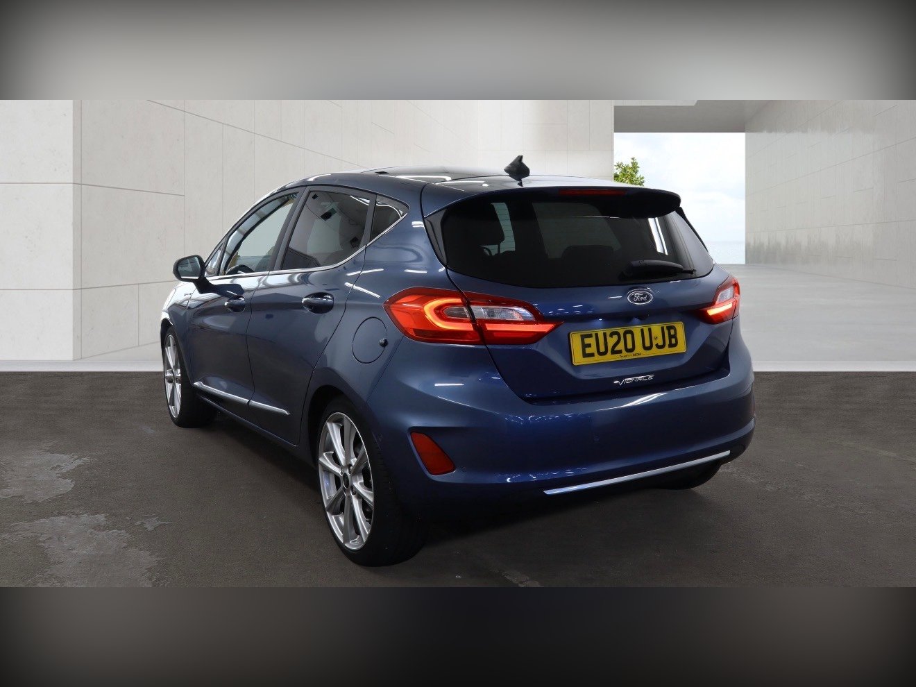 Used 2020 Ford Fiesta 1.0T EcoBoost Vignale Edition Hatchback 5dr ...